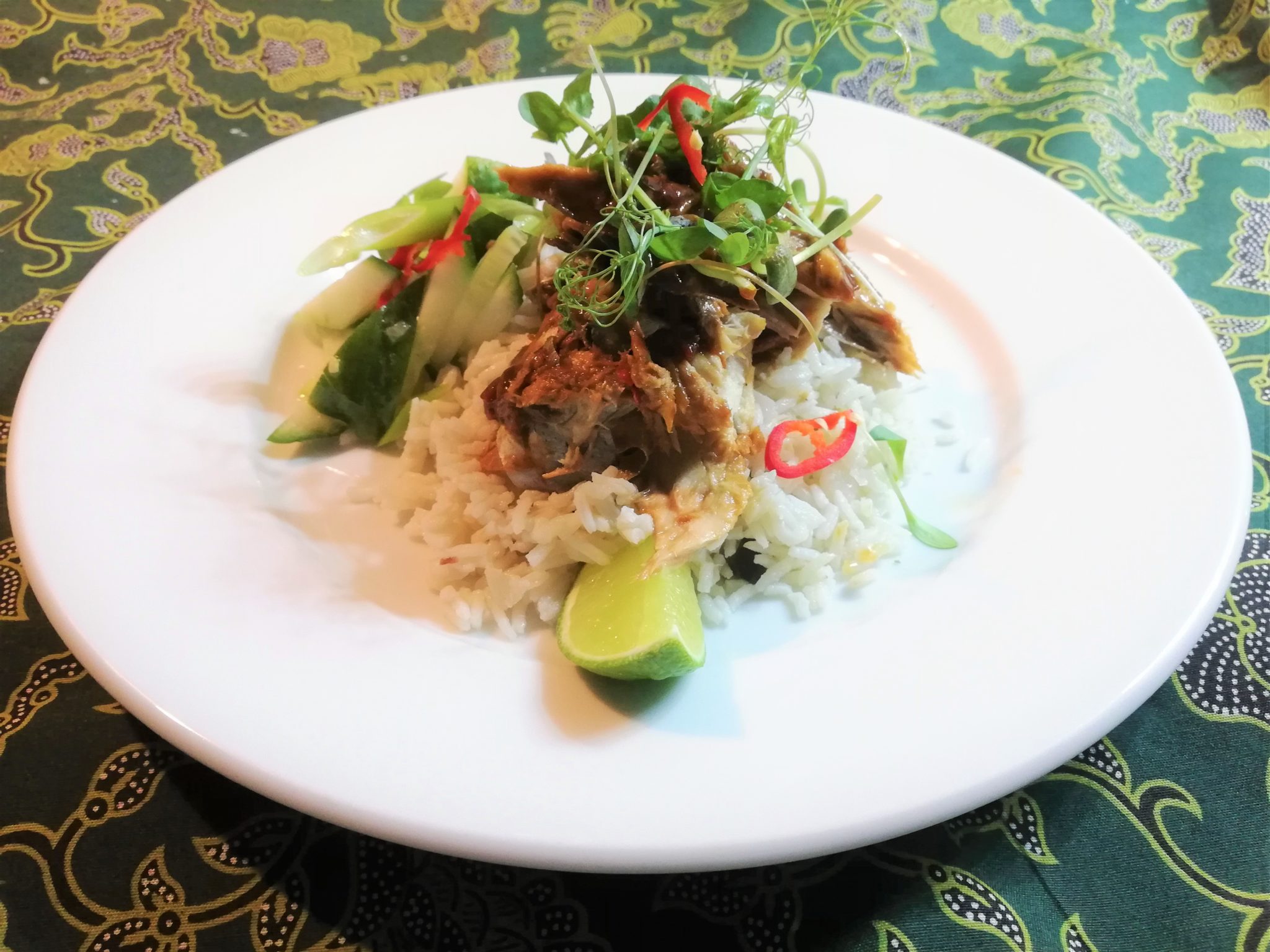 RECEPT IKAN PEPESAN PEDIS, JAVAANS GEMARINEERDE MAKREEL MET RIJST EN ...